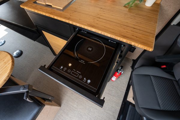 Switchback Transit 148" | Vanworks